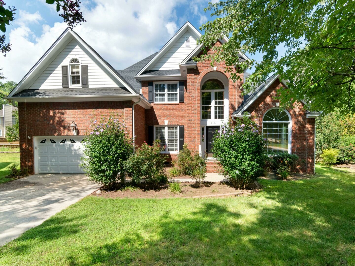 Soffit and Fascia Color Combinations: 10 Exterior Ideas | Alsco Metals